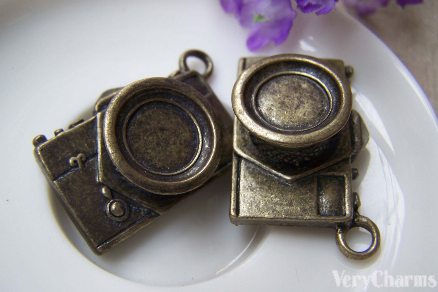 2 Pcs of Antique Bronze 3D Rhinestone Camera Pendants 21x31mm A2849 - Etsy