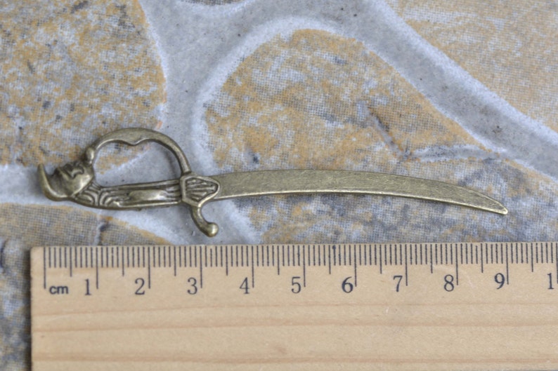 Antique Bronze Japanese Blade Katana Sword Pendant Charms 23x93mm Set ...