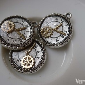 5 Pcs of Antique Silver Enamel Clock Charms Size 20x23mm A7088 - Etsy