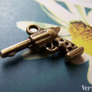 Pistol Gun Antique Bronze Handgun Charms 15x20mm Set of 20 Pcs A1224 - Etsy
