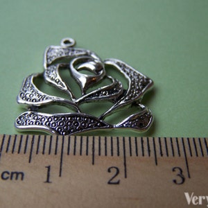 10 Pcs of Antique Silver Filigree Rose Flower Charms 29x30mm A963 - Etsy