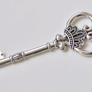 Crown Key Pendants Charms 32x83mm Set of 5 Antique Bronze/silver/gold ...