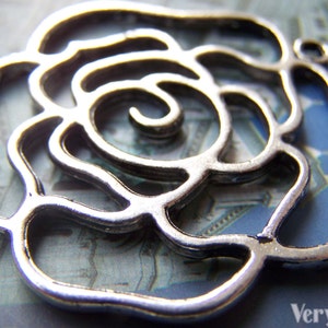 10 Pcs of Antique Silver Filigree Rose Flower Pendants Charms 40mm ...