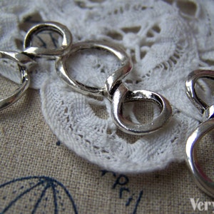 10 Pcs of Antique Silver Twisted Figure 8 Connectors Charms 16x31mm ...