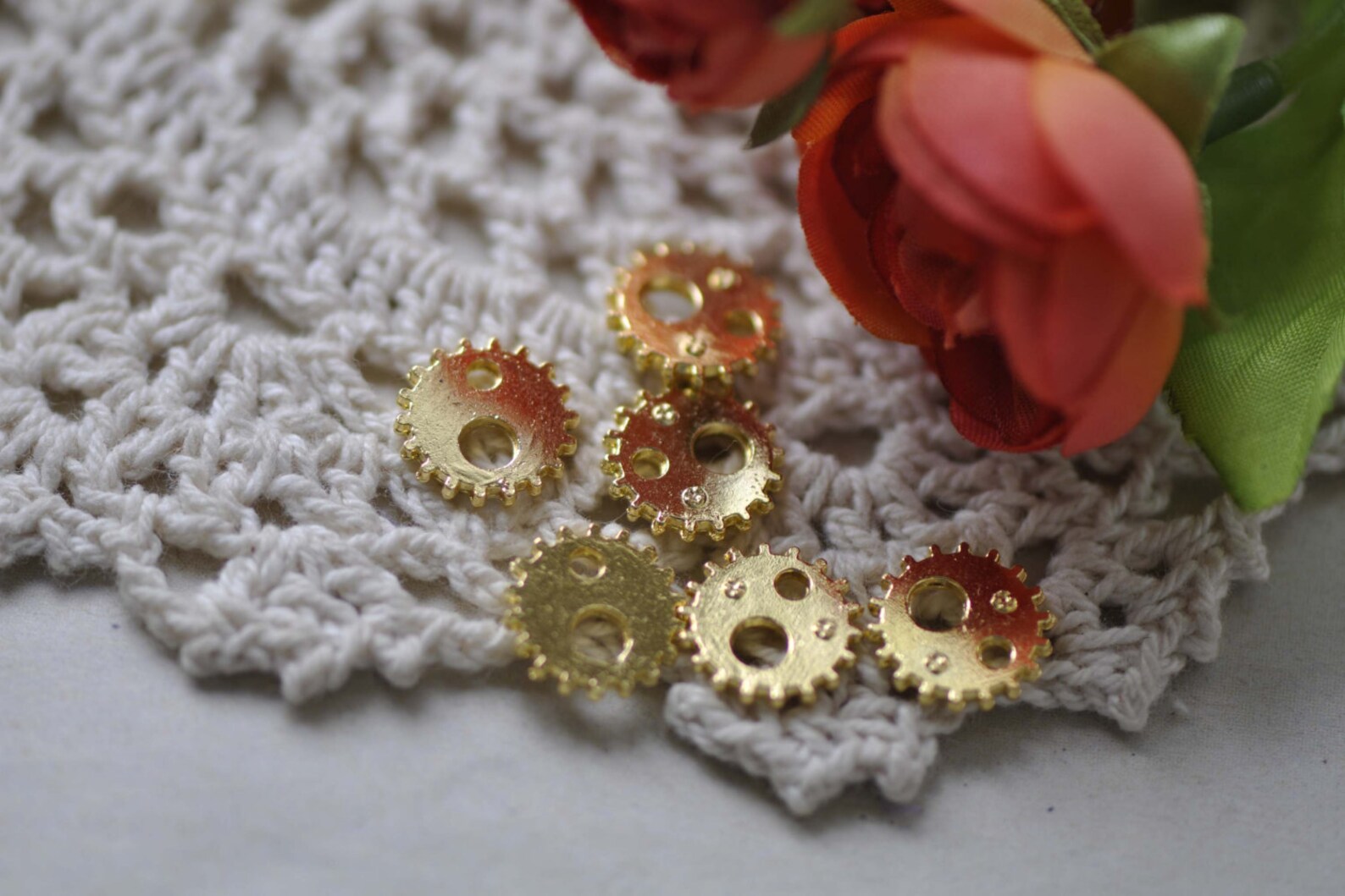 Tiny Gold Gears Charms Small Watch Wheels 12mm Set of 20 A7952 - Etsy