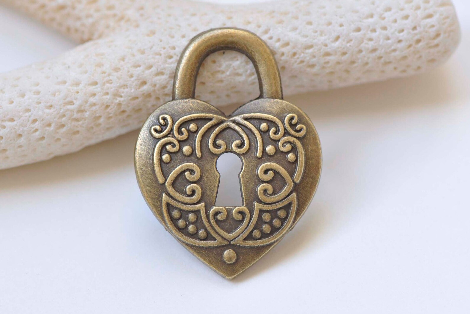10 Pcs Antique Bronze Vintage Lock Pendants Charms 28x38mm - Etsy