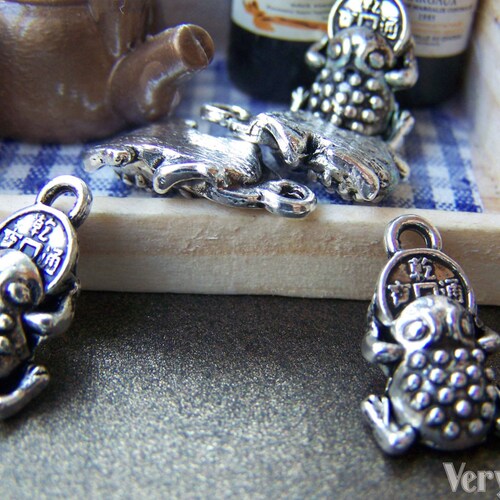 Antique Silver Lucky Money Toad Frog Charms 11x17mm Set of 10 | Etsy