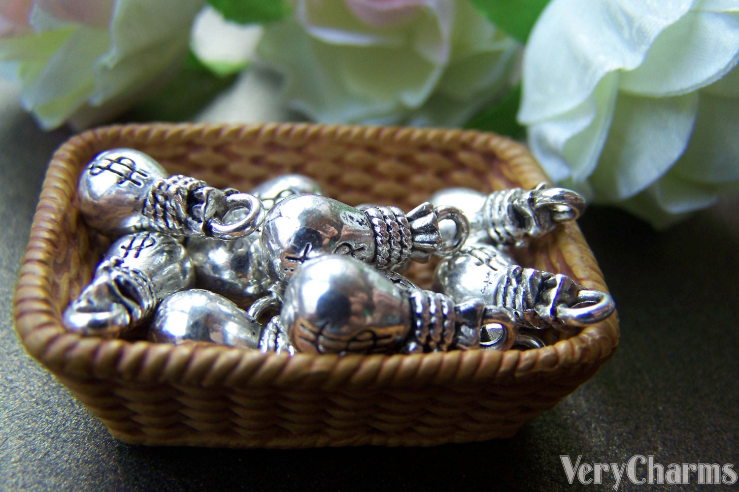 20 Pcs of Antique Silver US Dollar Money Bag Sack Charms 7x15mm A1343 ...