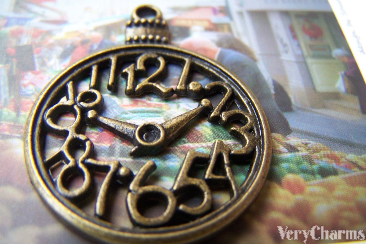 10 Pcs of Antique Bronze Filigree Clock Pendants Charms - Etsy