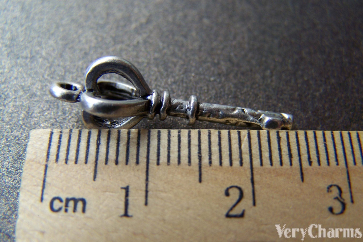 10 Pcs of Antique Silver 3D Crown Key Charms 8.5x25mm A1238 - Etsy