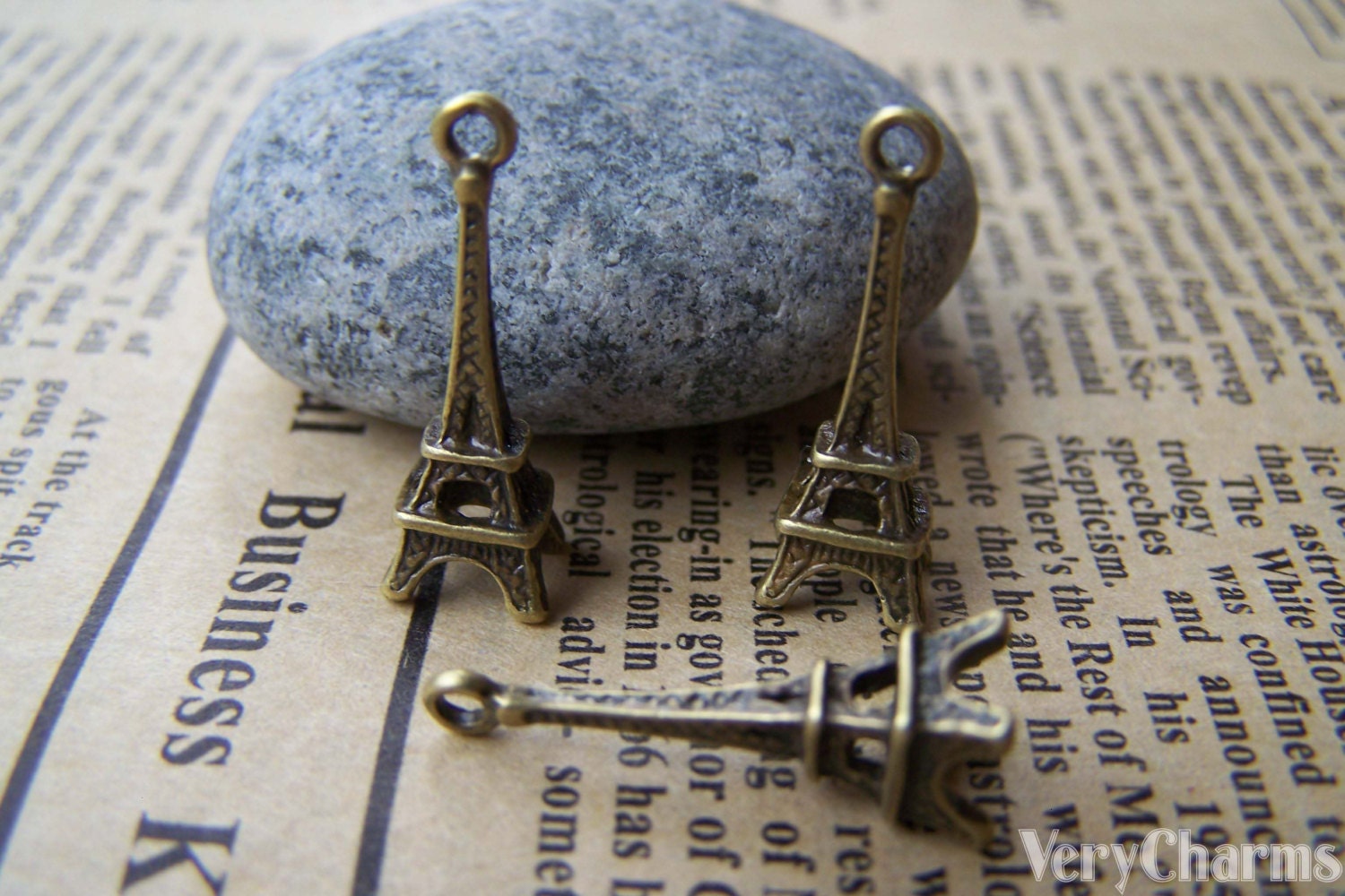 20 Pcs of Antique Bronze 3D Eiffel Tower Charms 8x23mm A385 - Etsy