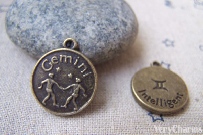 10 stuks van antieke bronzen Gemini tweeling sterrenbeeld - Etsy België