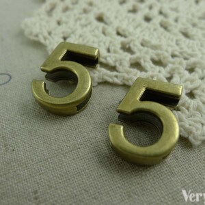 10 Pcs of Antique Bronze Arabic Figure Number 5 Five Bracelet Beads 18 ...