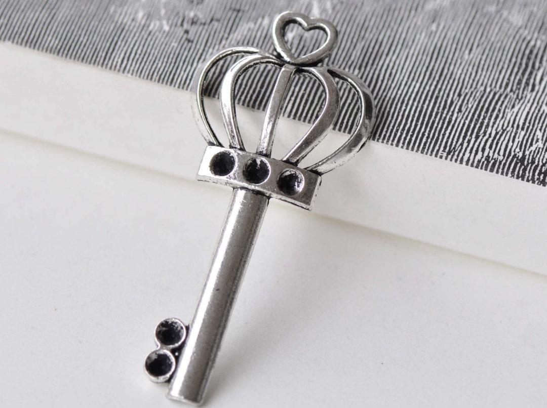 Silver Heart Crown Key Pendants Antiqued Skeleton Key Charms 27x60mm ...