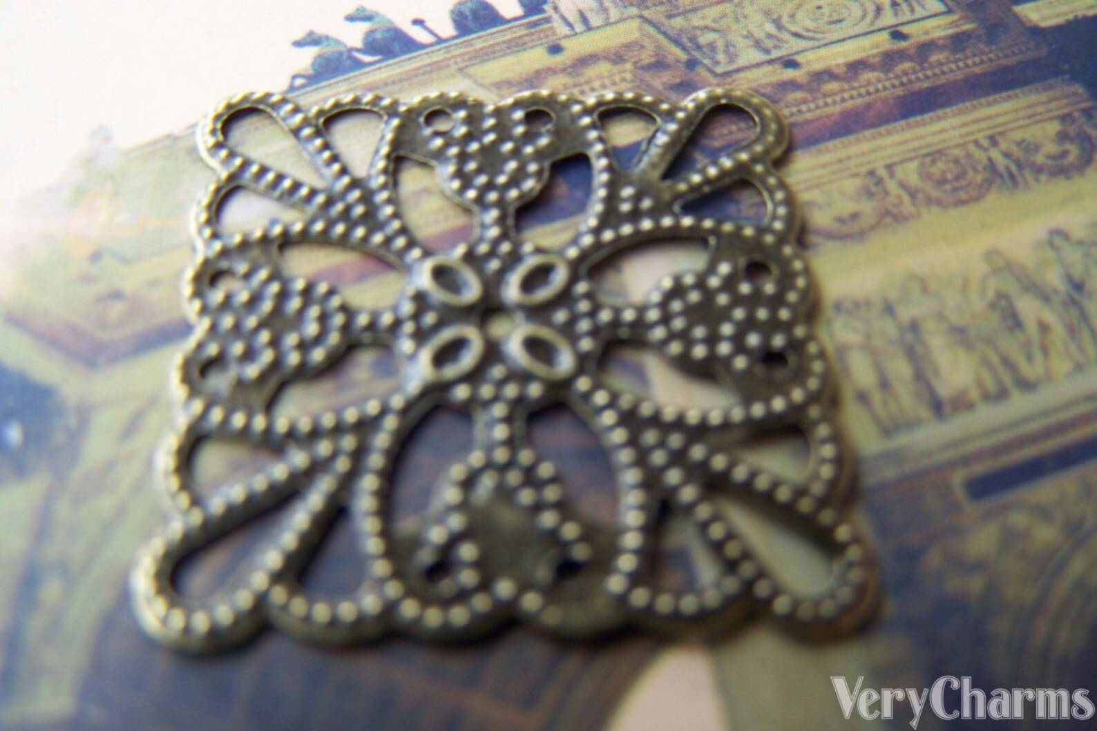 Metal Embellishments Filigree Bronze Stampings 25mm Set of 50 Pcs A5085 ...