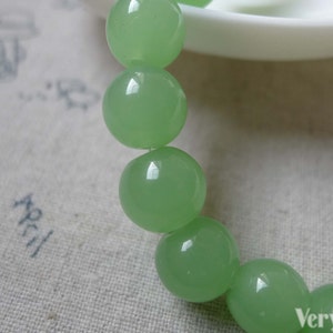 One Strand (30 Pcs) Crystal Glass Green Round Beads 10mm A6152 - Etsy
