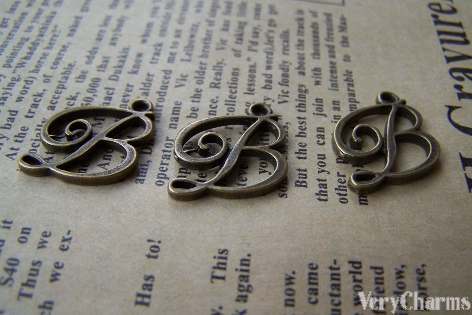 20 Pcs of Antique Bronze Alphabet Letter B Charms 16x18mm A481 - Etsy