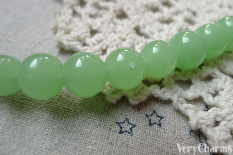 One Strand (30 Pcs) Crystal Glass Green Round Beads 10mm A6152 - Etsy