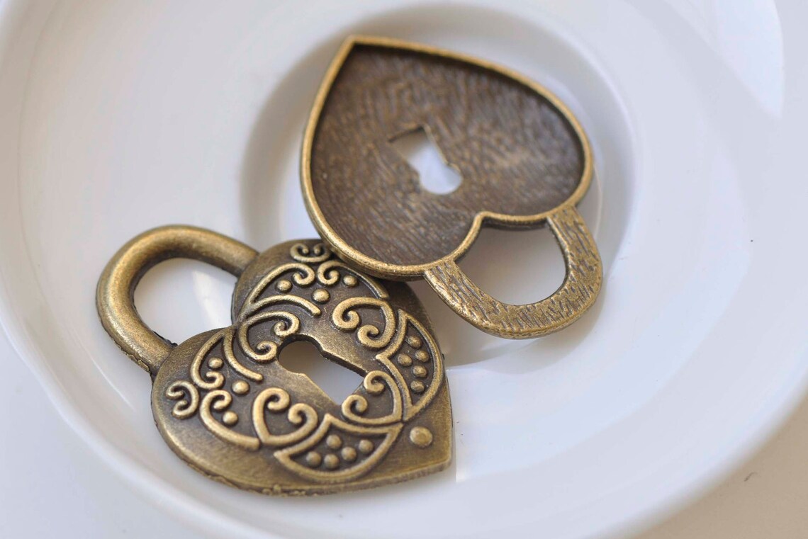 10 Pcs Antique Bronze Vintage Lock Pendants Charms 28x38mm - Etsy