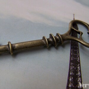 10 Pcs Heart Skeleton Key Antique Bronze Charms Pendants 21x60mm A173 ...