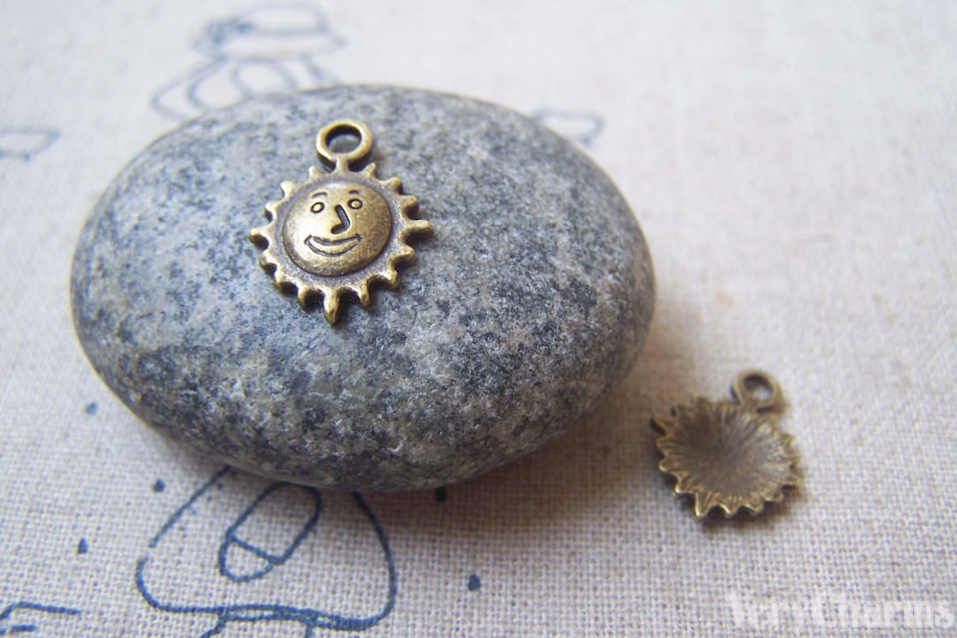 20 Pcs Antique Bronze Small Sun Face Celestial Charms 12x16mm A4737 - Etsy