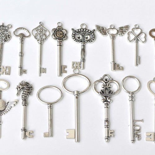 Antique Silver Large Skeleton Key Charms Pendants Collection - Etsy
