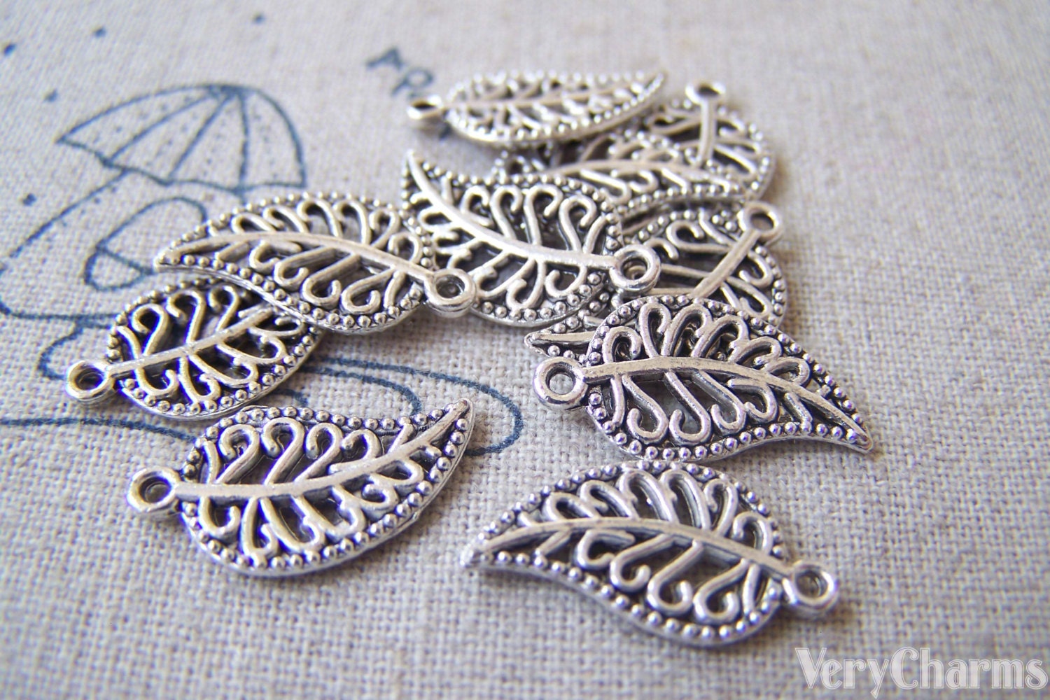 20 pcs of Antique Silver Filigree Leaf Charms 10x16mm A4162 | Etsy