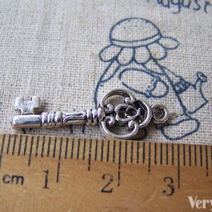 20 Pcs of Tibetan Silver Antique Silver Skeleton Key Charms 10x30mm ...