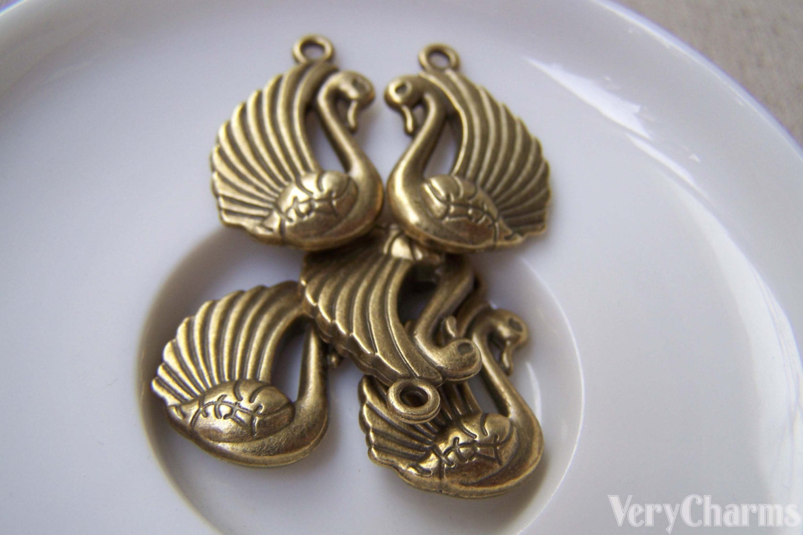 10 Pcs of Antique Bronze Swan Charms Pendants Double Sided 15x23mm A615 ...