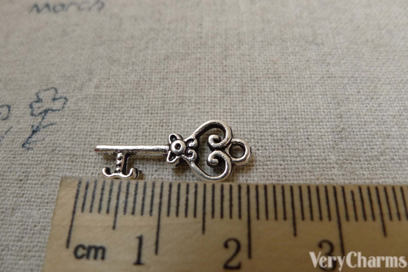 20 Pcs of Antique Silver Skeleton Key Heart Key Charms 9x21mm - Etsy