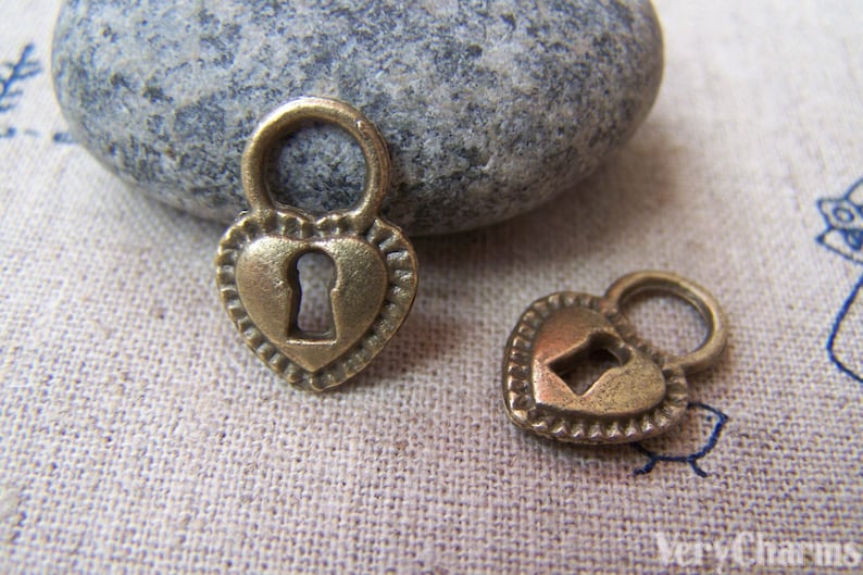 20 pcs Antique Bronze Heart Lock Padlock Charms 12x17mm A4067 | Etsy
