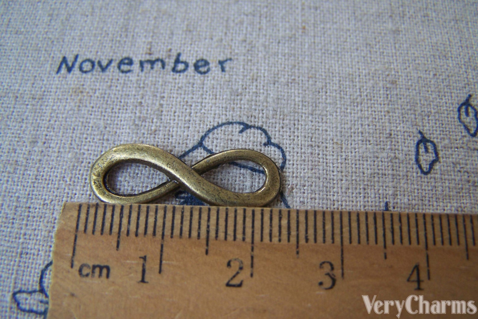 10 Pcs Antique Bronze Figure 8 Connector Charms 8x23mm A4538 - Etsy