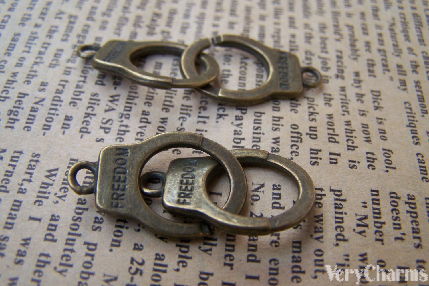 10 Pcs of Antique Bronze Handcuff Charms Double Sided 27x36mm - Etsy
