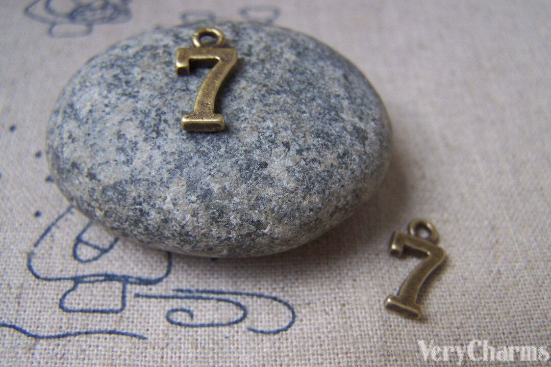 20 Pcs of Antique Bronze Arabic Figure Number 7 Seven Charms 7x15mm ...