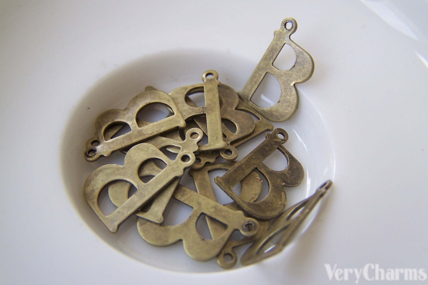 10 Pcs of Antique Bronze Brass Alphabet Letter B Charms 9x15mm - Etsy