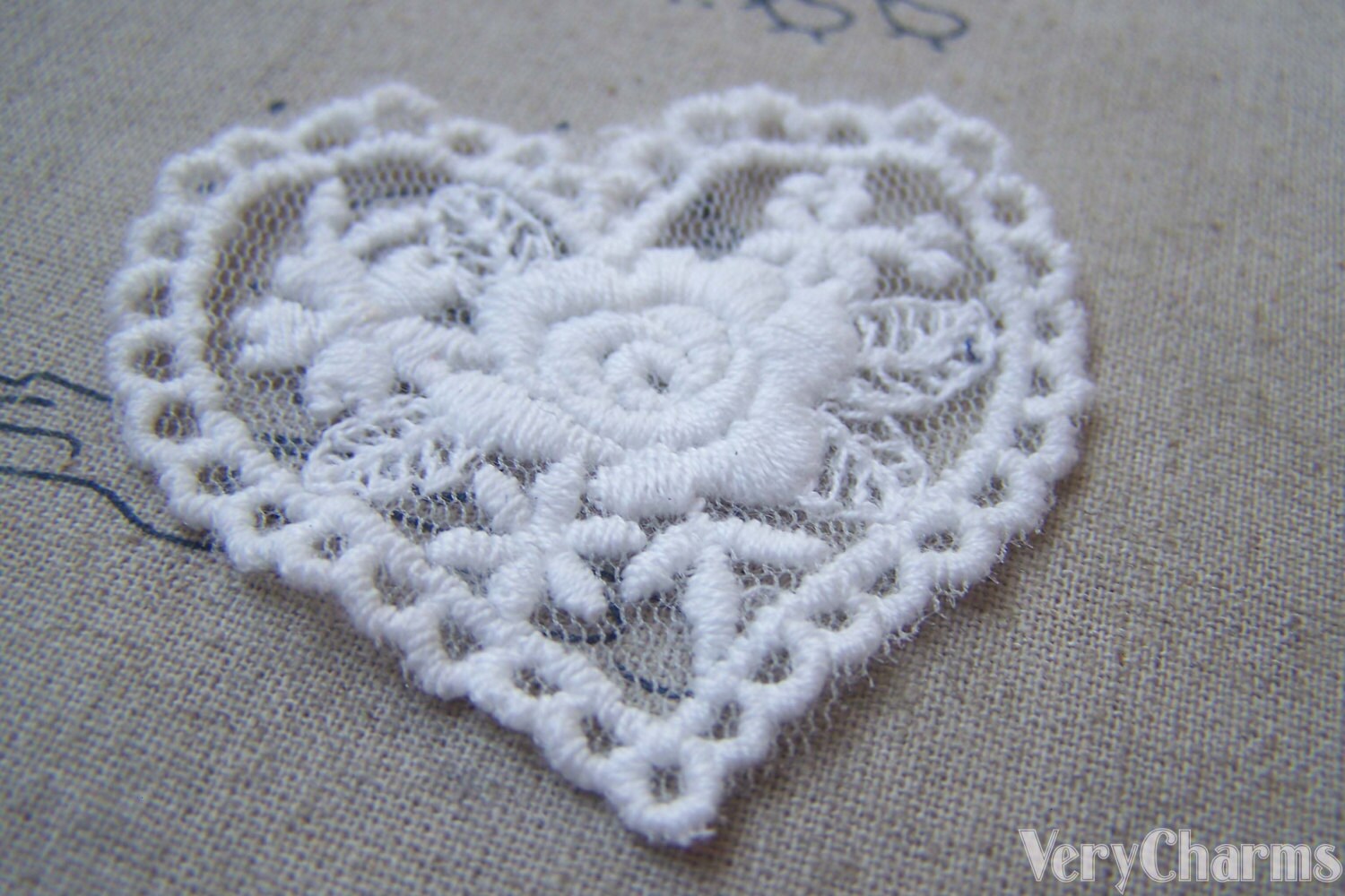 10 pcs of Lovely White Filigree Floral Heart Cotton Lace Doily | Etsy