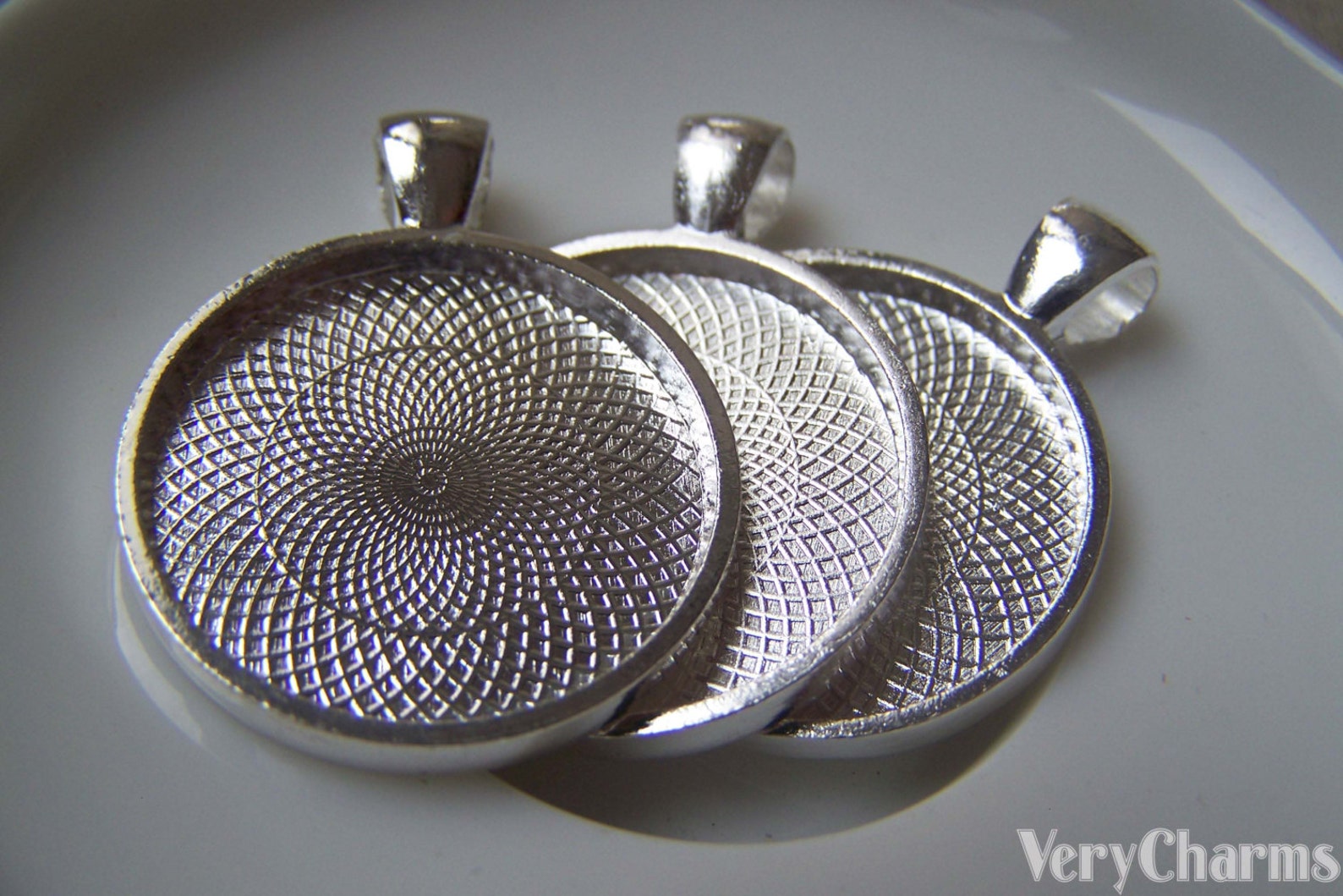 5 Pcs Shiny Silver Pendant Tray Base Settings Match 25mm Cabochon A4761 ...