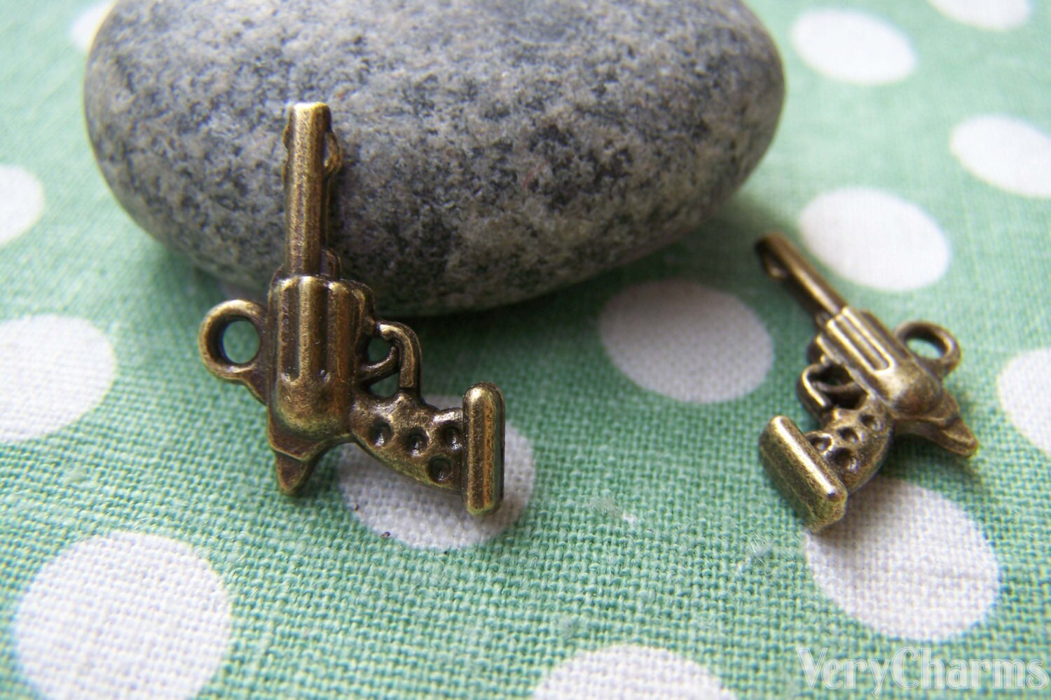 Pistol Gun Antique Bronze Handgun Charms 15x20mm Set of 20 Pcs - Etsy
