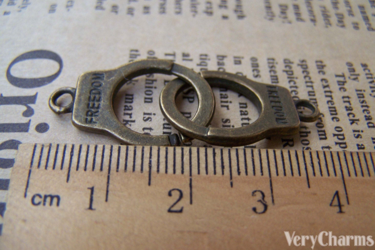 10 Pcs of Antique Bronze Handcuff Charms Double Sided 27x36mm - Etsy