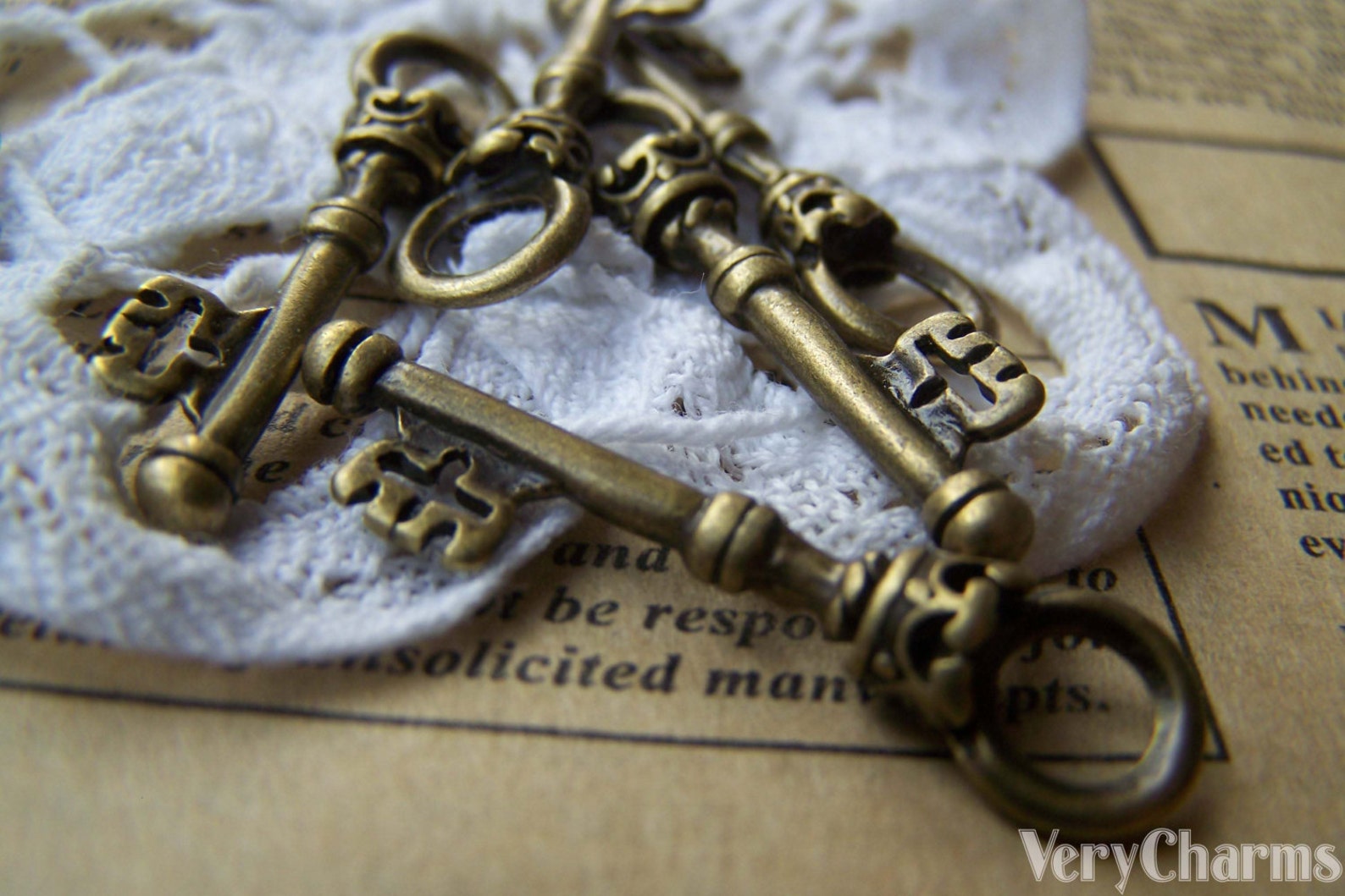 20 Pcs of Antique Bronze Skeleton Key Charms Pendants 9x35mm - Etsy
