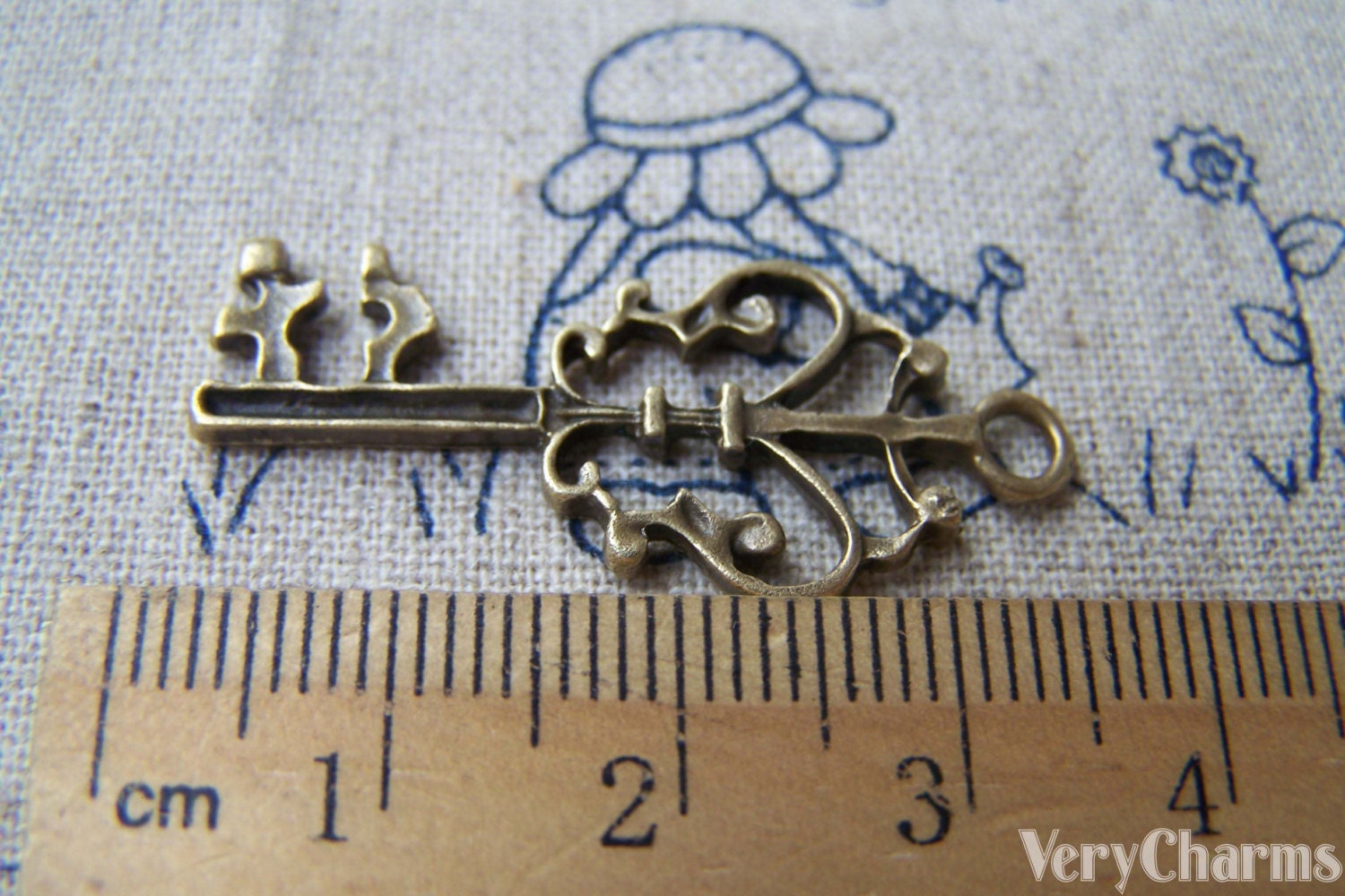 10 Pcs of Antique Bronze Skeleton Key Charms Pendants 16x36mm - Etsy