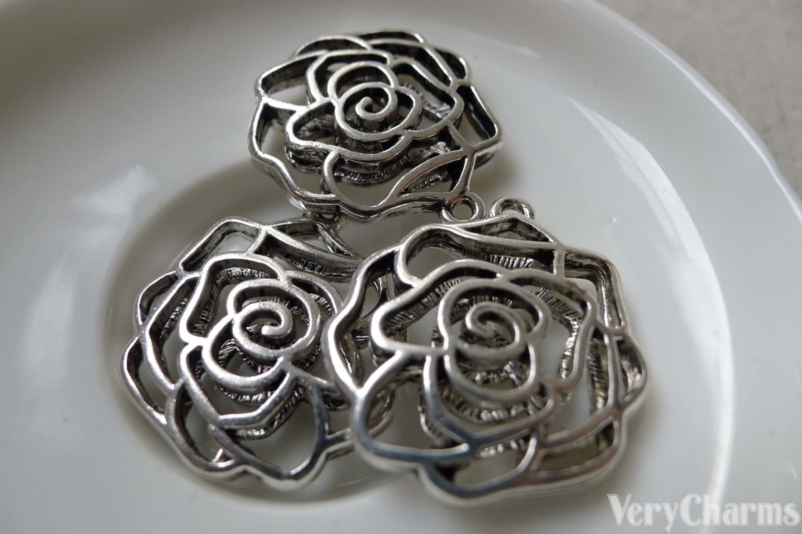 5 Pcs of Antique Silver 3D Filigree Rose Flower Charms - Etsy