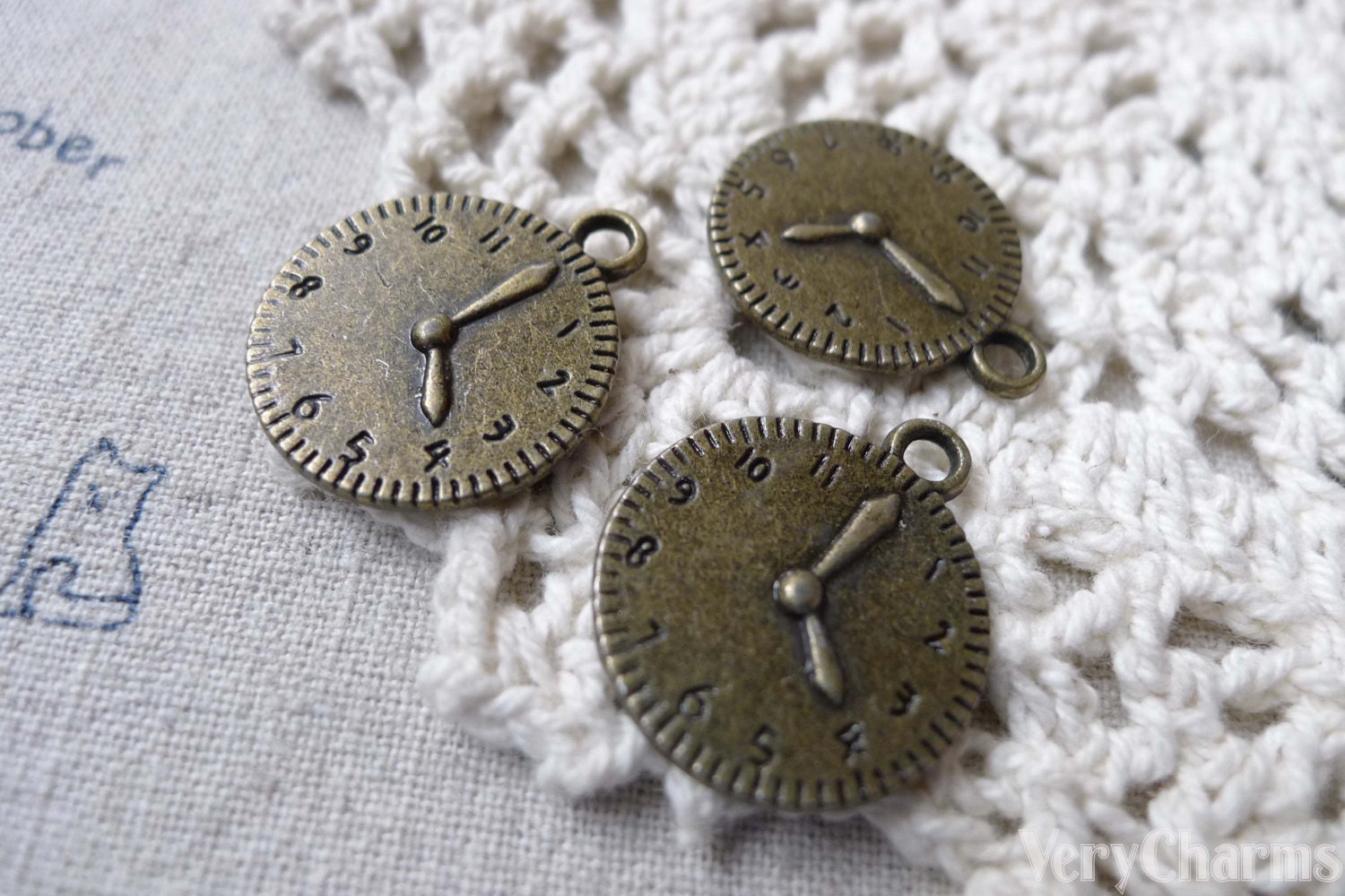 10 Pcs of Antique Bronze Round Clock Charms 19mm A6520 | Etsy