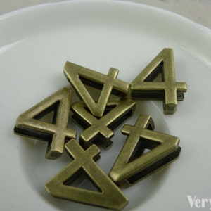 10 Pcs of Antique Bronze Arabic Figure Number 4 Bracelet Beads 18.5mm ...