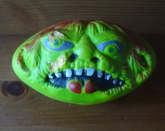 Spit Ball Punt N Grunt Weird Balls One-eyed Football Mad Balls KO by ...