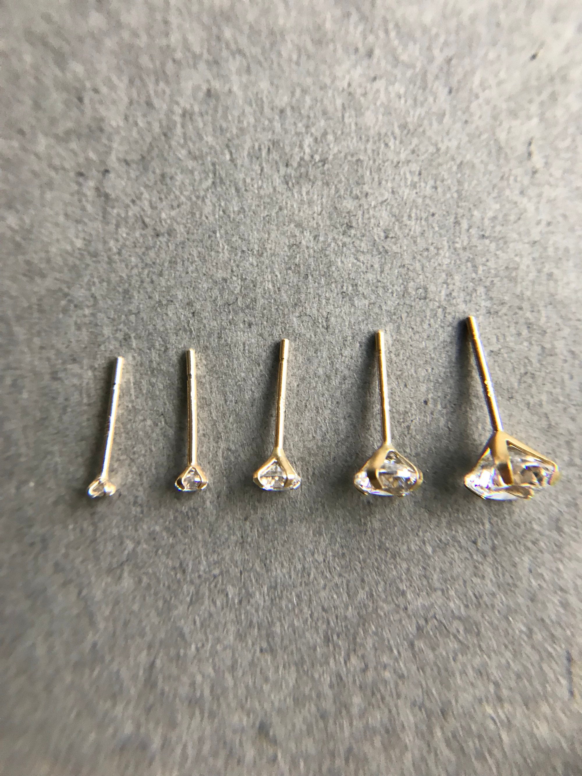 One Single Stud/ 14K Solid Gold Type A Tiny Clear CZ Stud | Etsy