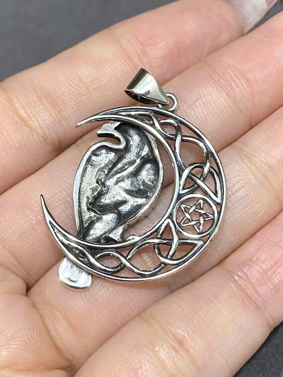 Vintage Sterling Silver Raven Bird Pendant. - Gem