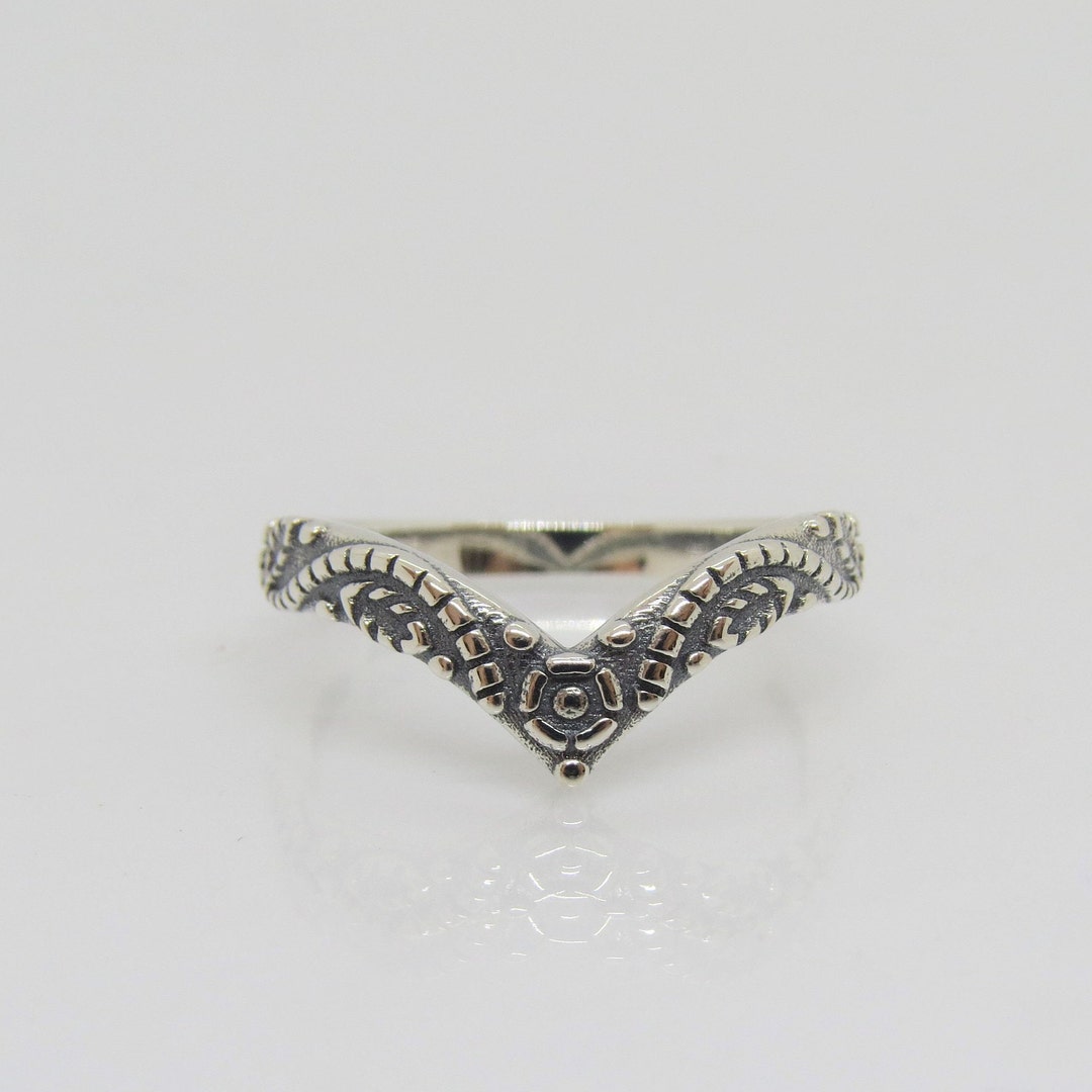 Vintage Sterling Silver Filigree Pointed V Ring Size 7 - Etsy