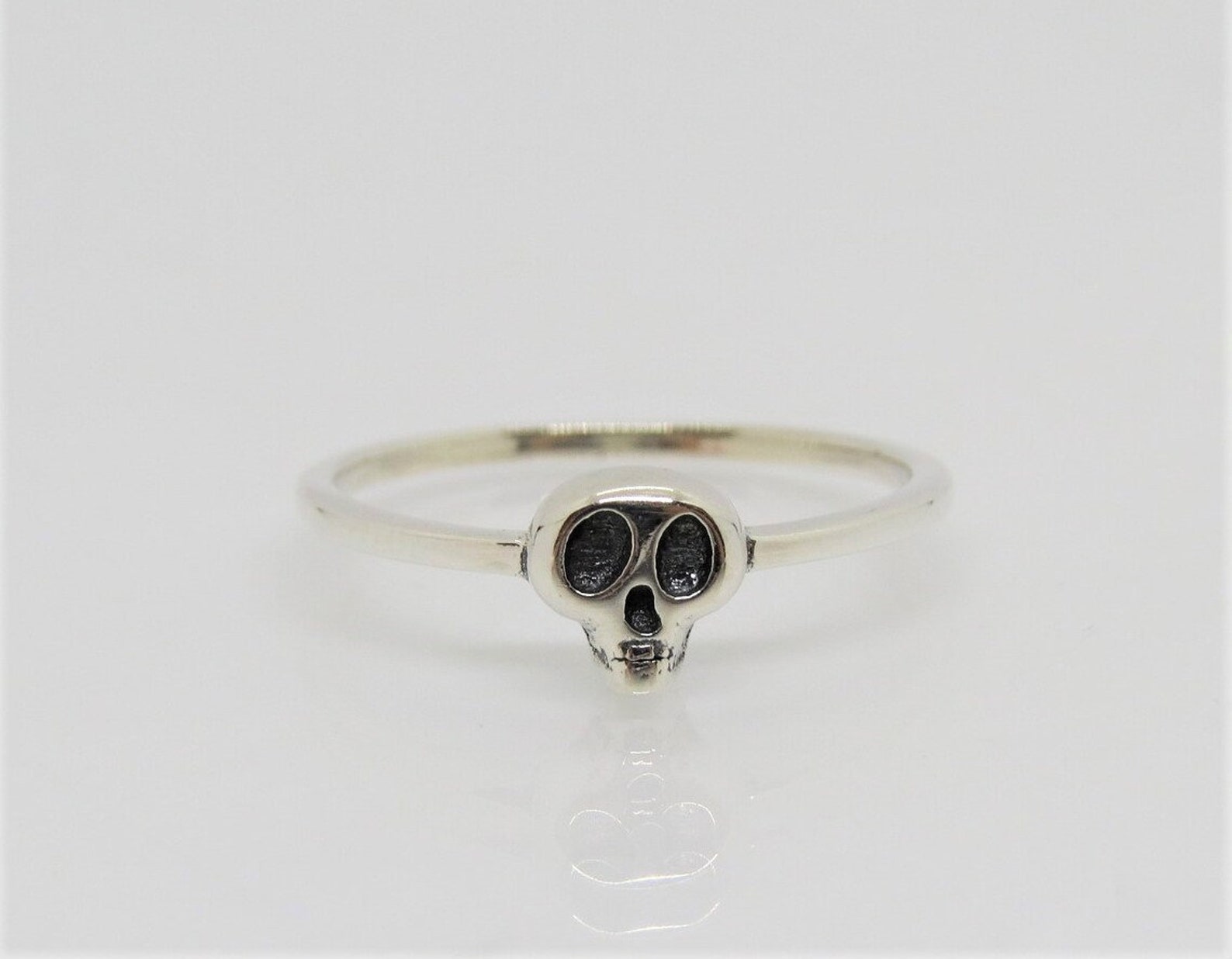 Vintage Sterling Silver Small Skull Ring Size 7 - Etsy