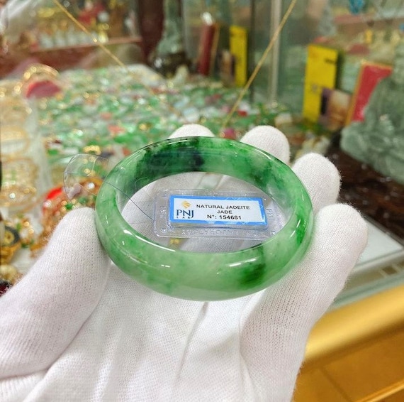 Vintage Translucent Natural Emerald Green, Black Jade… - Gem